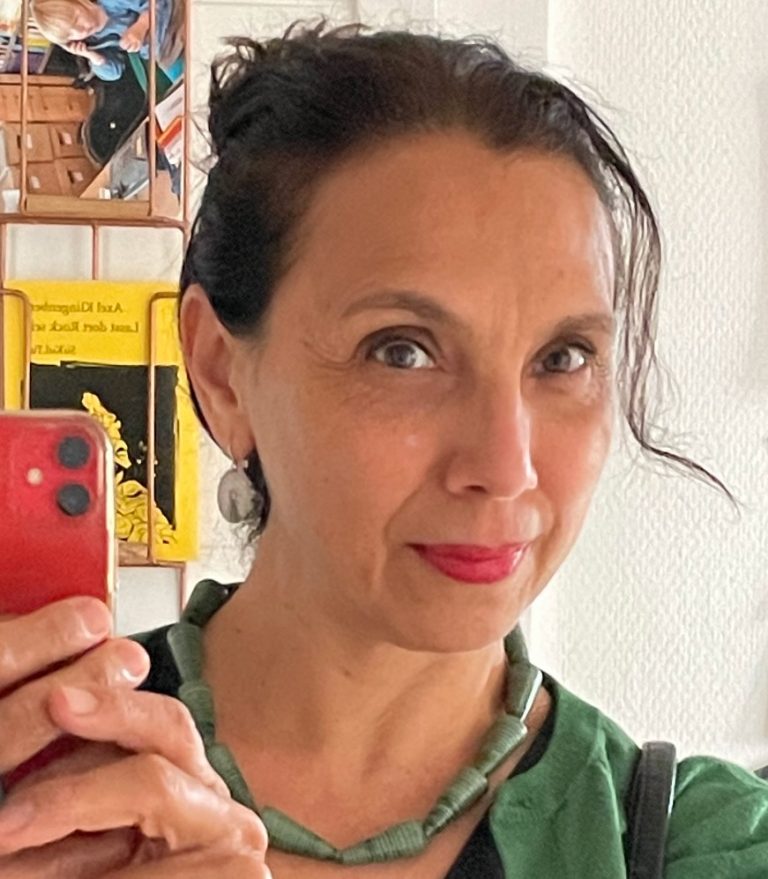 My Story (EN) - Ronit Cohen - Creativity in Expression